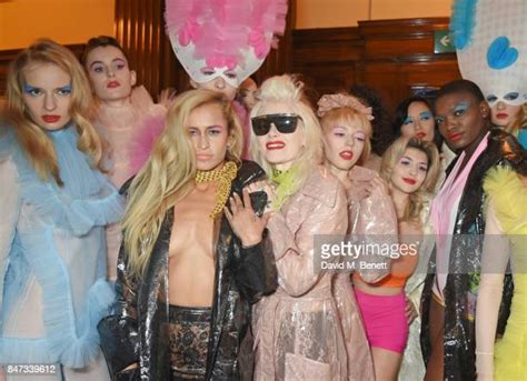 Pam Hogg Fashion Designer Photos Et Images De Collection Getty Images