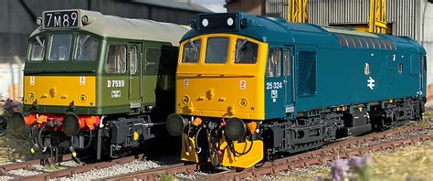 Class 25 Profile And Models Hattons Model Railways