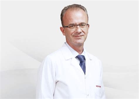 Prof Dr M Mutlu Meydanlı Servikal İntraepitelyal Lezyonlara Dikkat