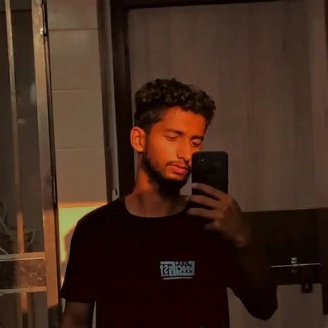 Kartik Tomar (@kartik.tomar_) • Threads, Say more