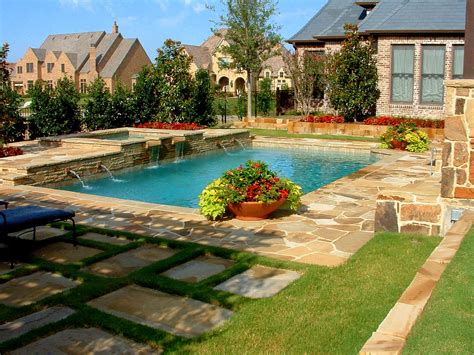Modern Backyard Pool Landscaping