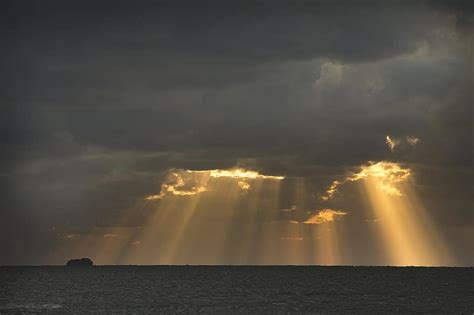 Royalty Free Tyndall Effect Photos Pikist