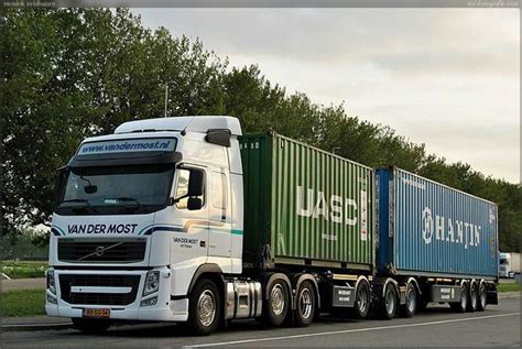 Volvo Truck Carrying Shipping Containers Vrachtwagens Volvo Auto