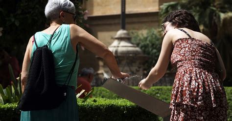El Lunes Vuelve El Calor Sofocante La Aemet Alerta De Una Ola De Calor
