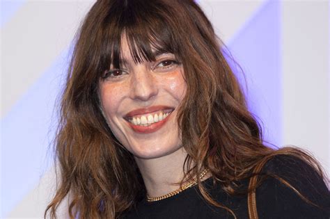Lou Doillon Tendres Clichés Avec Son Discret Compagnon