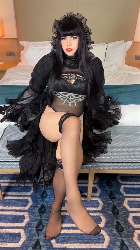 Vladimiros Nicolas Feet