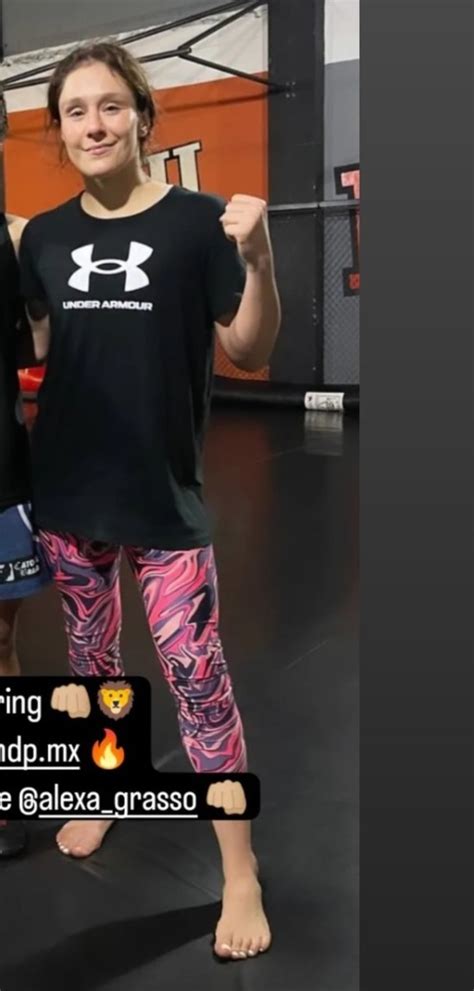 Alexa Grassos Feet