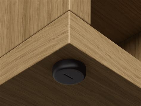 Chest Of Drawers In Oak With Backpanels