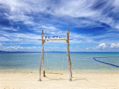 伊江島絶景のビーチでホロホロソーキの沖縄そば しまたび沖縄の離島 アクティビティ体験予約観光情報