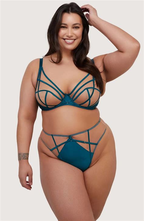 19 Best Sexy Lingerie Sets That Know Exactly What Theyre Doing Yahoo