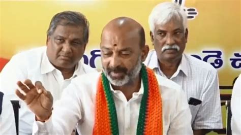 Cm Kcr Is Traitor Of Dalits Bandi Sanjay Indtoday