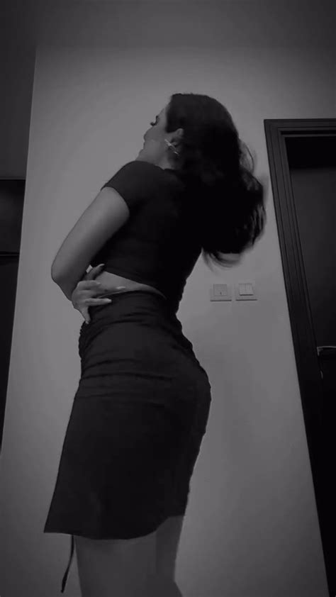 Belly Dance 🤍 Instagram