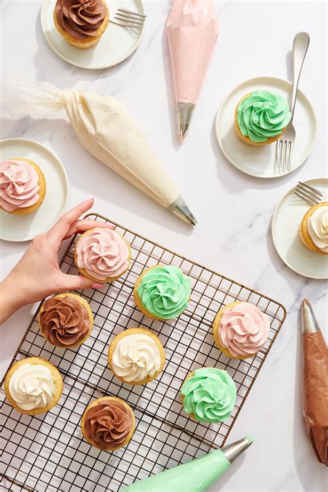 Easy Buttercream Frosting For Cakes Vanilla Buttercream Frosting