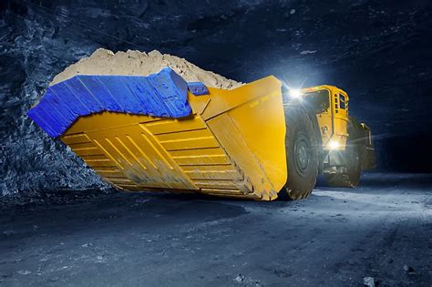 Epiroc Scooptram Loaders Now Available With Cr Powered By Epiroc