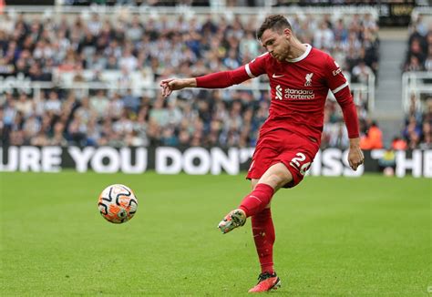 Liverpool Injury News Andy Robertson Fit To Travel To Fulham Pep