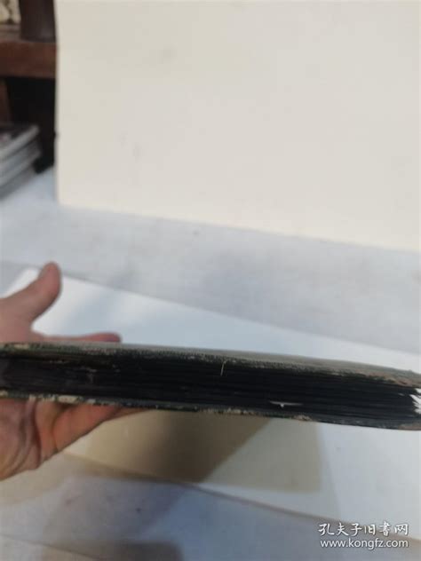 图一般67十年代的影集从照片上来看这一家人还是非常的富裕时代特征极强天安门留念北京1971年保存完美 拍品信息 网上拍卖 拍卖