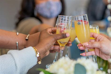 The Ultimate List Of The Booziest Bottomless Brunches In Chicago