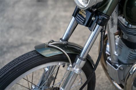 Una Royal Enfield Classic 500 Diventa Oggetto Di Una Nuova