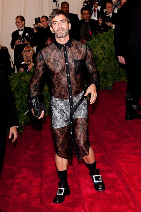 42 Craziest Met Gala Dresses Of All Time Outrageous Met Gala Red