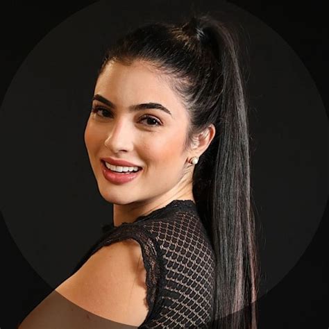 Aline B Marques Alinemarquesb • Threads Say More