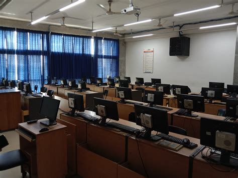 Lab Facilities Archive United International University