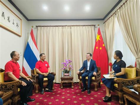 Consul General Chen Haiping Meets Head Of Chiang Mai Jiaolian
