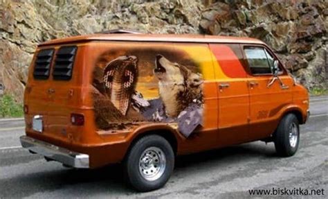 22 Sweet Airbrushed Vans You Want To Take On Tour Right Now