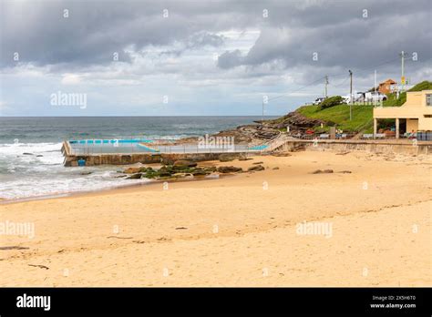 Ocean Rockpool South Curl Curl Beach Rockpool On Stormy Autumn Day So Pool Is Quiet And Empty