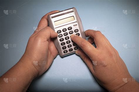 会打开基本计算器的人