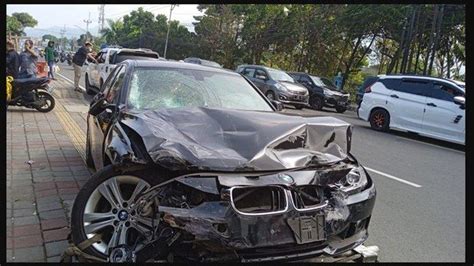 Kecelakaan Maut 2 Orang Tewas Bmw Tabrakan Dengan Motor Sosok