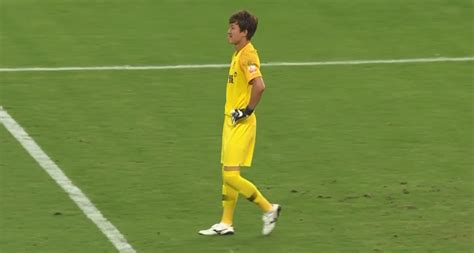 国门再一次无比赛可踢？主力门神时隔8月伤愈，池文一或再成三门 Nestia