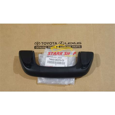 ORIGINAL TOYOTA HILUX REVO GUN125 FRONT PILLAR HANDLE INNER GUN126