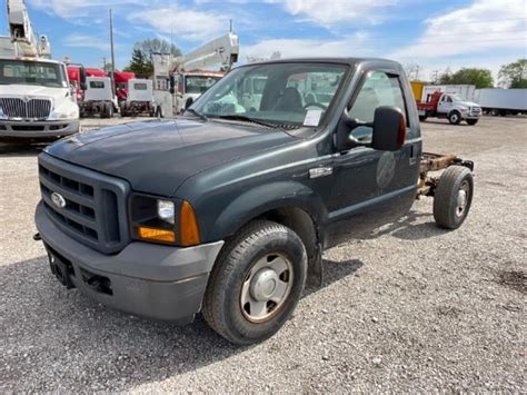 2006 Ford F250 Cab And Chassis Commercial Trucks Cab And Chassis Trucks Online Auctions Proxibid