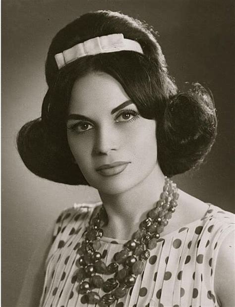 Monir Vakili منیر وکیلی Lyrics With Translations