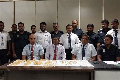 Five Including 4 Women Arrested With Gold Worth Over Rs 120 Million At Bia