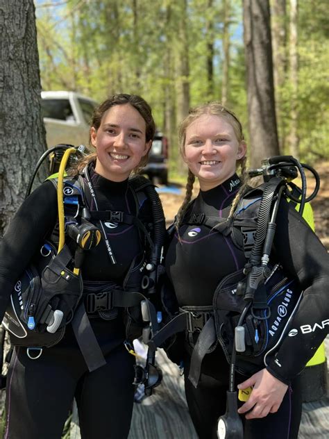 Pin By Diveman On Scubagirls In 2024 Wetsuits Scuba Snorkeling