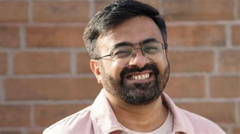 Sandeep Modis Instagram Twitter And Facebook On Idcrawl