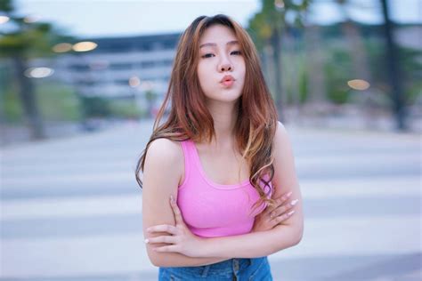 Galeri Foto Cewek Igo Seksi Indonesia Yang Jadi Brand Ambassador Esport Dan Gamer Dzargon
