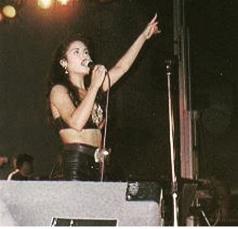 Pin By Michael Braatz On Selena Quintanilla Selena Quintanilla Selena Q Selena Quintanilla Perez