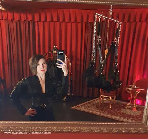What Do I Have In Mind Dominatrix Femdom Mistress Elena Leather