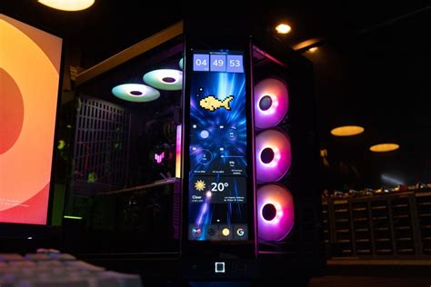 Hyte Announces Its New Y70 Touch Pc Case With 141 Touchscreen