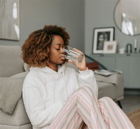 What You Need To Know Before Drinking Baking Soda Water Tiktoks