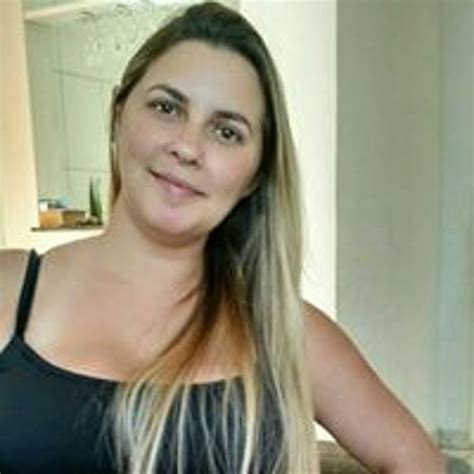 Stream Tatiana Cassia Music Listen To Songs Albums Playlists For