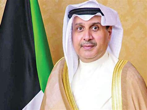 الشيخ حمد الجابر يهنئ بن سلمان باليوم الوطني دوام التقدم وللقوات