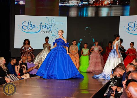 Laura Caron Défile à La Fashion Week De New York Le Canada Français