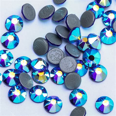2088 Style 16 Cut Facets Hot Fix Rhinestones Crystal