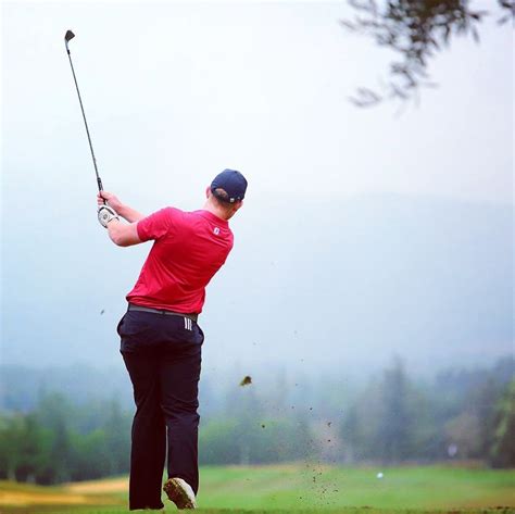 Jag Heter Jacob Selander Och Har Bestämt Mig För Att Bli Golfproffs Och