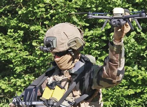 Larmée De Terre Renforce Son Panel De Drones Aériens Magazine Raids