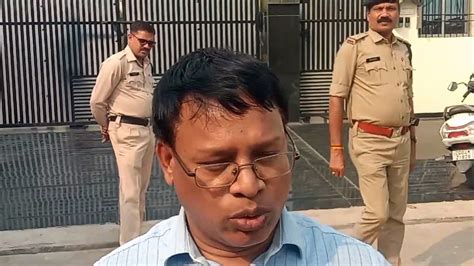 शकुन डहरिया ने खाली किया आलीशान सामुदायिक भवन बड़ी संख्या में पुलिस