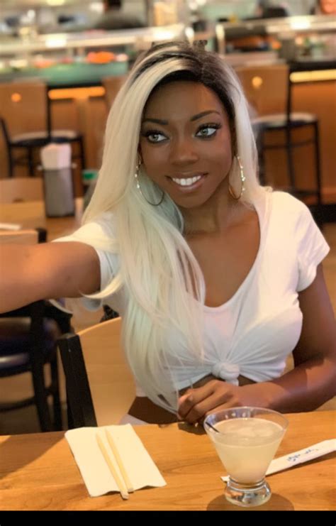 Crystal Cooper Signs With Loves Models Rising Star Pr